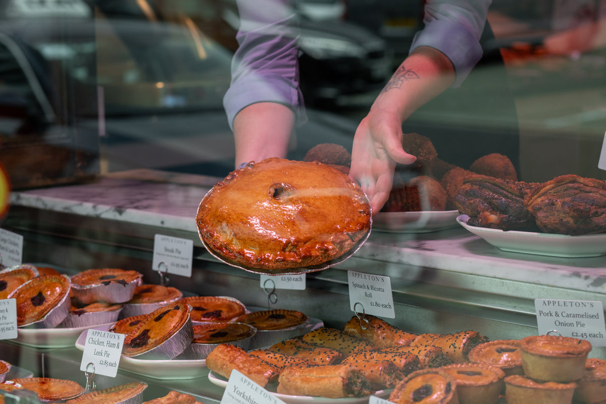 Extra Large Chicken, Ham, & Leek Pie | Appleton's Butchers