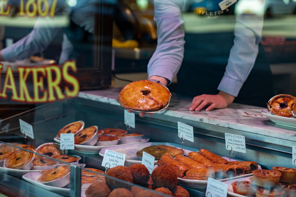Large Steak Pie | Appleton's Butchers